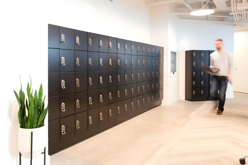 Employee Lockers for the Workplace | Bradford Systems