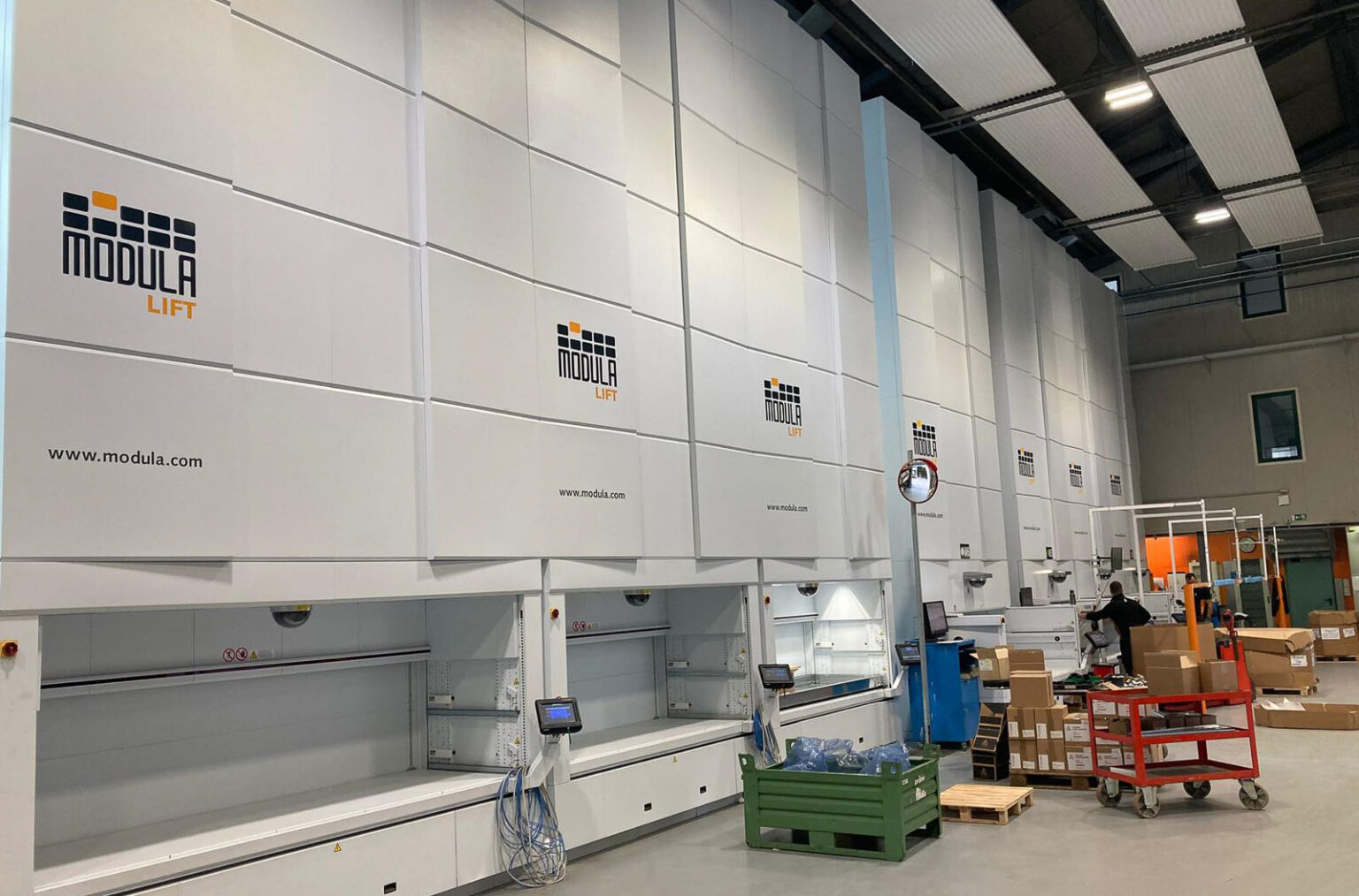 Automated Vertical Lift Modules (VLMs) | Modula- Bradford Systems